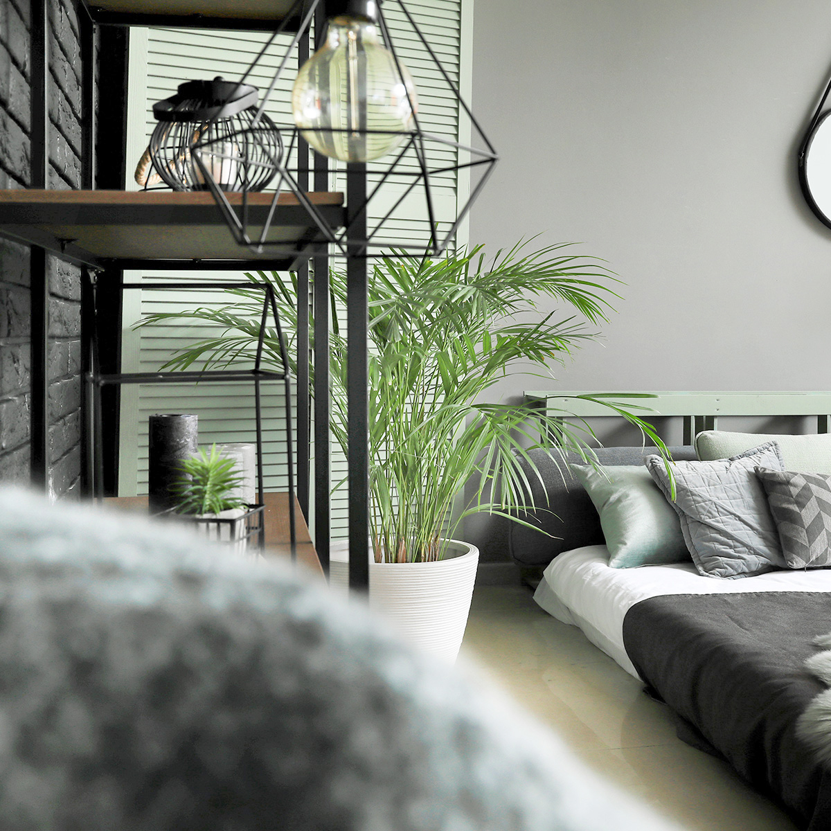 PEARLY GREY 5183-70 - Boomerang Paint