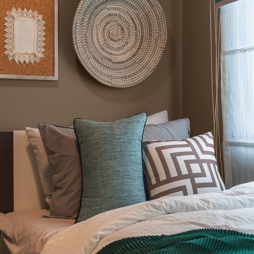 Tonic Colours - Boomerang Paint